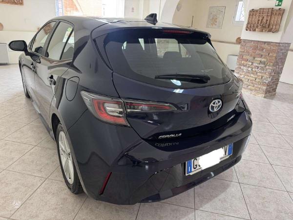 Zils Toyota Corolla 2022 Utena, ar dzinēja tilpumu 1.80 L un nobraukumu 214 tūkst. km par 12500 €, foto 4 vietnē AUTOMOTO.COM.LV