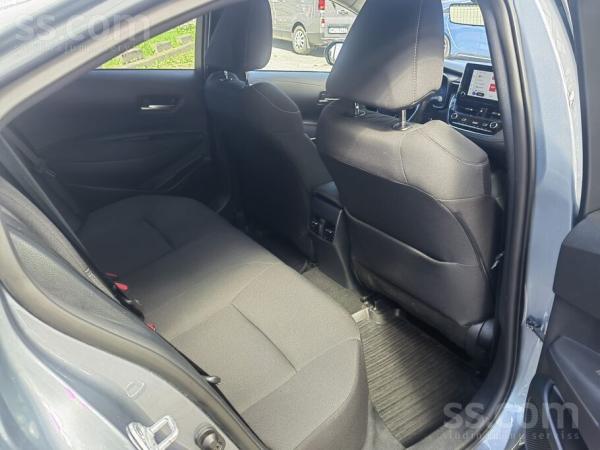 Blue Toyota Corolla 2022 in Riga, with an engine capacity of 1.50 L and mileage of 93 thousand km for 15850 €, photo 7 on AUTOMOTO.COM.LV