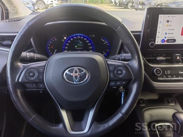 Blue Toyota Corolla 2022 in Riga, with an engine capacity of 1.50 L and mileage of 93 thousand km for 15850 €, photo 8 on AUTOMOTO.COM.LV