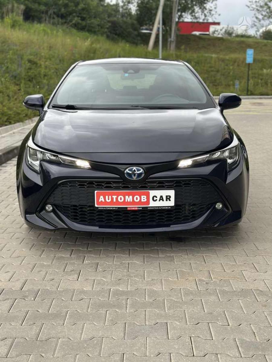 Blue Toyota Corolla 2022 in Vilnius, with an engine capacity of 1.99 L and mileage of 138 thousand km for 15300 €, photo 3 on AUTOMOTO.COM.LV