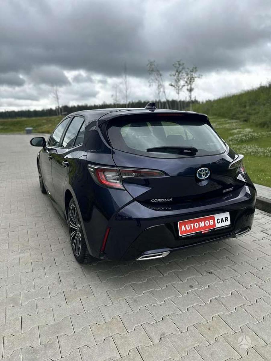 Blue Toyota Corolla 2022 in Vilnius, with an engine capacity of 1.99 L and mileage of 138 thousand km for 15300 €, photo 8 on AUTOMOTO.COM.LV