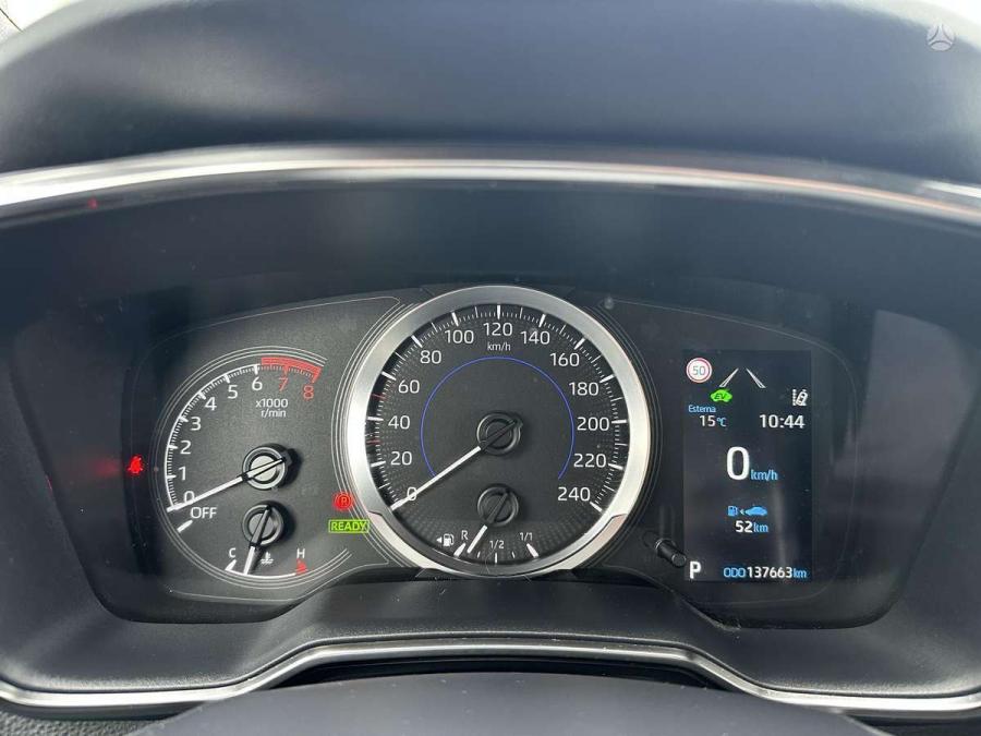 Blue Toyota Corolla 2022 in Vilnius, with an engine capacity of 1.99 L and mileage of 138 thousand km for 15300 €, photo 15 on AUTOMOTO.COM.LV