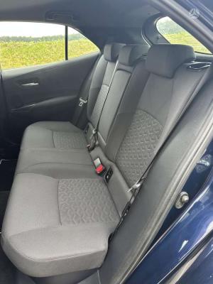 Blue Toyota Corolla 2022 in Vilnius, with an engine capacity of 1.99 L and mileage of 138 thousand km for 15300 €, photo 21 on AUTOMOTO.COM.LV