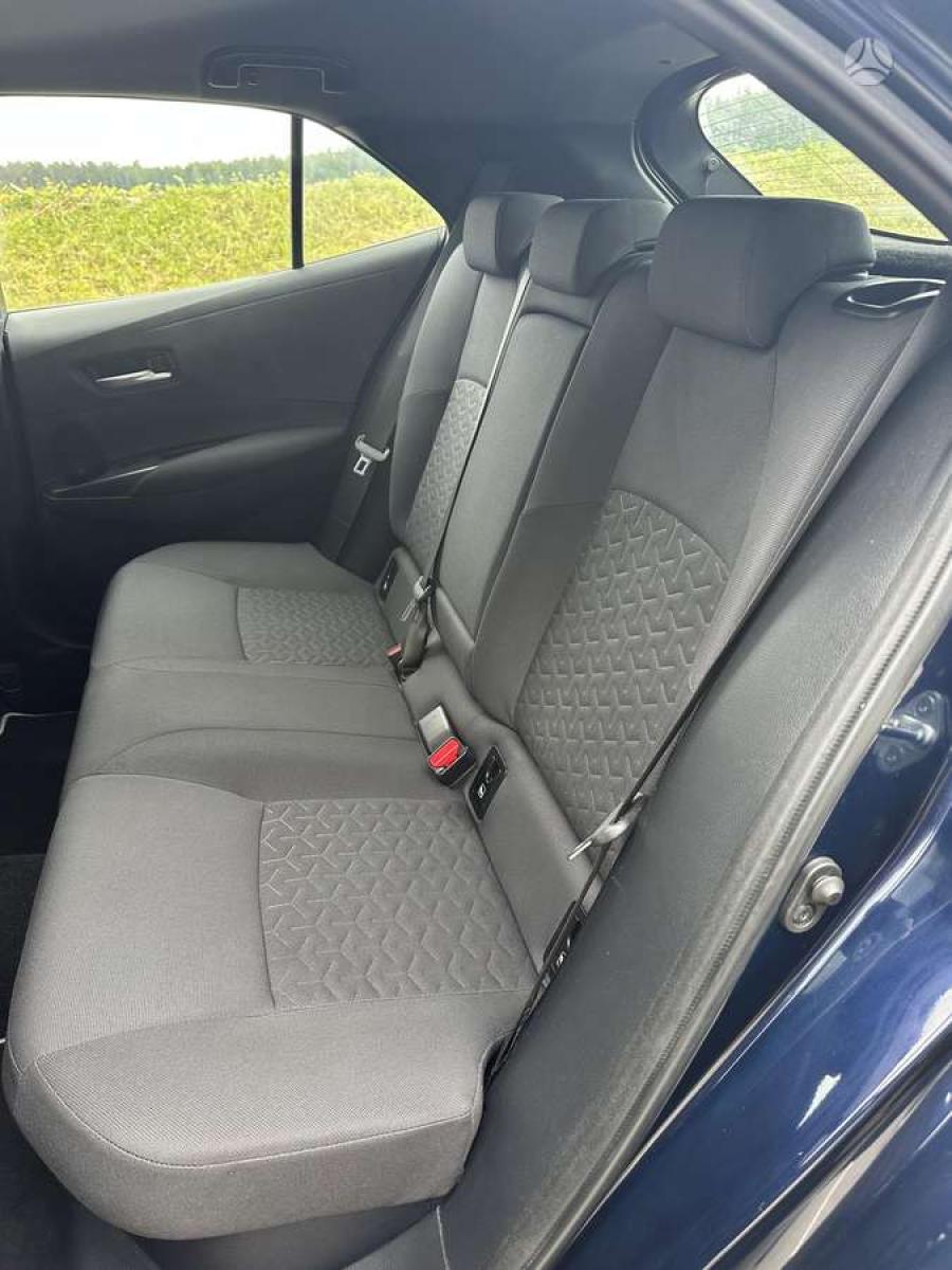 Blue Toyota Corolla 2022 in Vilnius, with an engine capacity of 1.99 L and mileage of 138 thousand km for 15300 €, photo 21 on AUTOMOTO.COM.LV