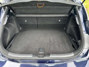 Blue Toyota Corolla 2022 in Vilnius, with an engine capacity of 1.99 L and mileage of 138 thousand km for 15300 €, photo 23 on AUTOMOTO.COM.LV
