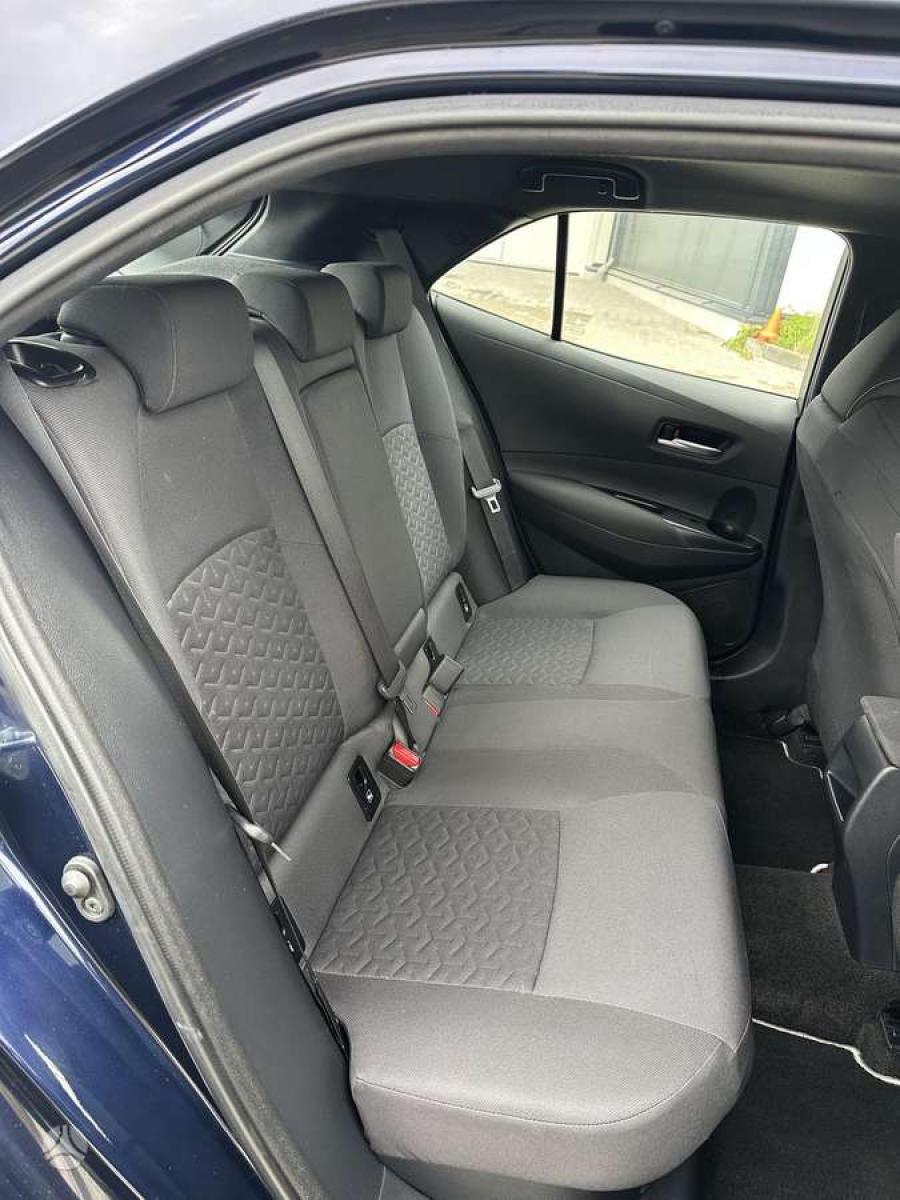 Blue Toyota Corolla 2022 in Vilnius, with an engine capacity of 1.99 L and mileage of 138 thousand km for 15300 €, photo 25 on AUTOMOTO.COM.LV
