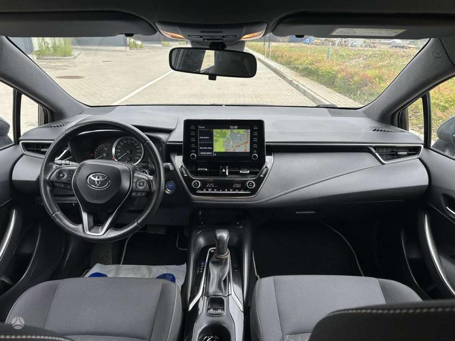 Blue Toyota Corolla 2022 in Vilnius, with an engine capacity of 1.99 L and mileage of 138 thousand km for 15300 €, photo 30 on AUTOMOTO.COM.LV