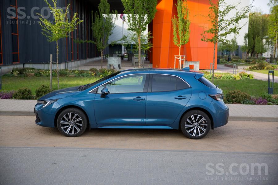 Zils Toyota Corolla 2022 Rīga, ar dzinēja tilpumu 1.80 L un nobraukumu 53 tūkst. km par 20700 €, foto 4 vietnē AUTOMOTO.COM.LV