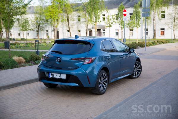 Zils Toyota Corolla 2022 Rīga, ar dzinēja tilpumu 1.80 L un nobraukumu 53 tūkst. km par 20700 €, foto 7 vietnē AUTOMOTO.COM.LV
