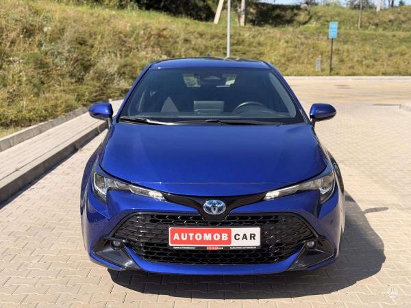 Zils Toyota Corolla 2024 Viļņa, ar dzinēja tilpumu 1.80 L un nobraukumu 30 tūkst. km par 19950 €, foto 2 vietnē AUTOMOTO.COM.LV