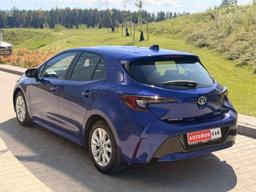 Zils Toyota Corolla 2024 Viļņa, ar dzinēja tilpumu 1.80 L un nobraukumu 30 tūkst. km par 19950 €, foto 10 vietnē AUTOMOTO.COM.LV