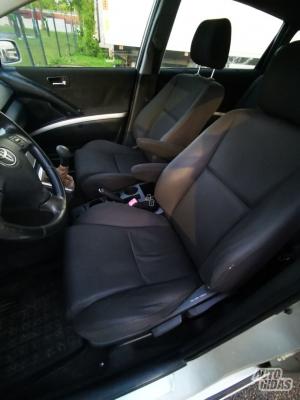 Blue Toyota Corolla 2004 in Kaunas, with an engine capacity of 2.00 L and mileage of 299 thousand km for 950 €, photo 10 on AUTOMOTO.COM.LV