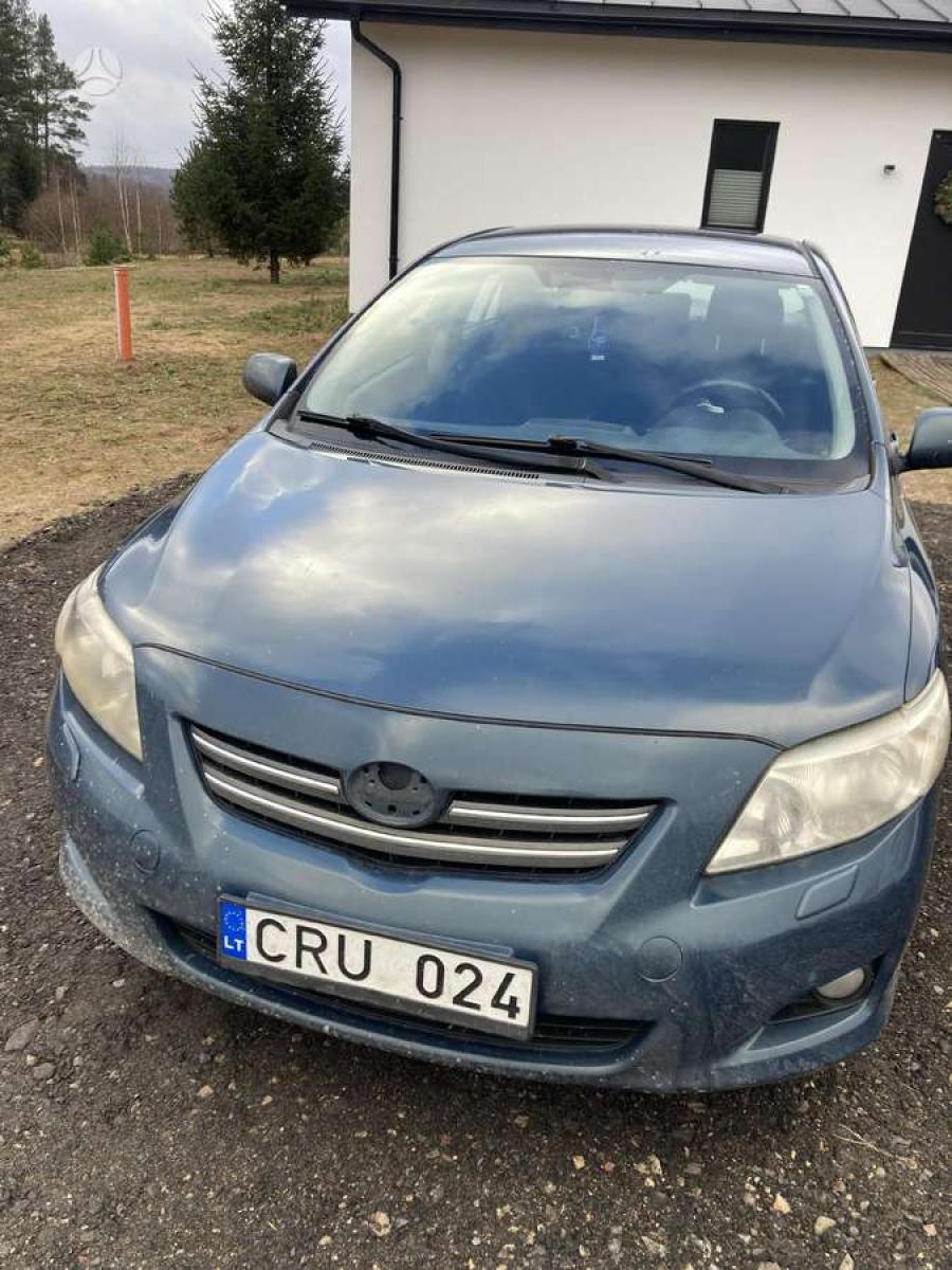 Blue Toyota Corolla 2007 in Vilnius, with an engine capacity of 1.60 L and mileage of 233 thousand km for 3499 €, photo 6 on AUTOMOTO.COM.LV
