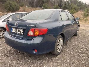 Blue Toyota Corolla 2007 in Vilnius, with an engine capacity of 1.60 L and mileage of 233 thousand km for 3499 €, photo 8 on AUTOMOTO.COM.LV