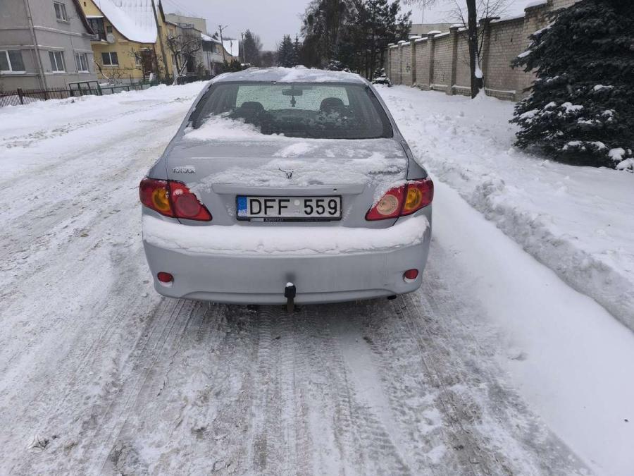 Zils Toyota Corolla 2007 Kauņa, ar dzinēja tilpumu 1.60 L un nobraukumu 290 tūkst. km par 2999 €, foto 7 vietnē AUTOMOTO.COM.LV