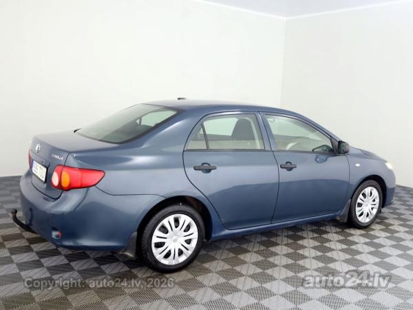 Zils Toyota Corolla 2007 Tallina, ar dzinēja tilpumu 1.60 L un nobraukumu 339 tūkst. km par 2199 €, foto 3 vietnē AUTOMOTO.COM.LV