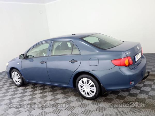 Zils Toyota Corolla 2007 Tallina, ar dzinēja tilpumu 1.60 L un nobraukumu 339 tūkst. km par 2199 €, foto 4 vietnē AUTOMOTO.COM.LV