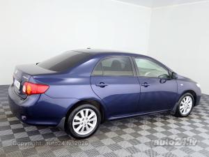 Zils Toyota Corolla 2007 Tallina, ar dzinēja tilpumu 1.60 L un nobraukumu 243 tūkst. km par 2999 €, foto 4 vietnē AUTOMOTO.COM.LV