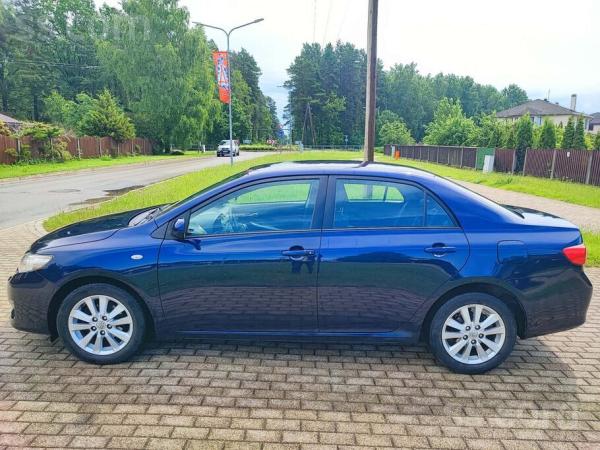 Blue Toyota Corolla 2007 in Riga, with an engine capacity of 1.60 L and mileage of 223 thousand km for 2850 €, photo 5 on AUTOMOTO.COM.LV