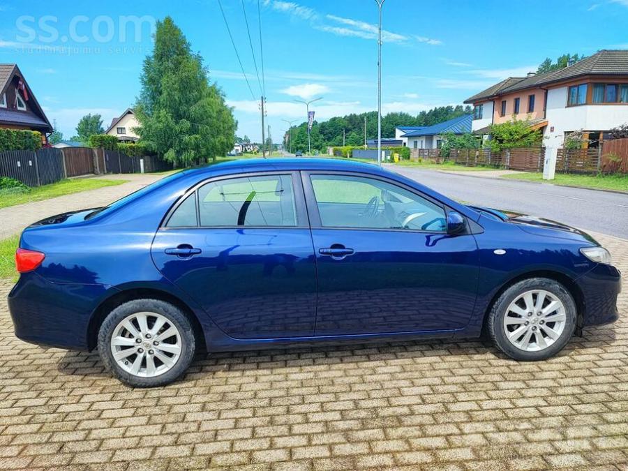 Zils Toyota Corolla 2007 Rīga, ar dzinēja tilpumu 1.60 L un nobraukumu 223 tūkst. km par 2850 €, foto 9 vietnē AUTOMOTO.COM.LV