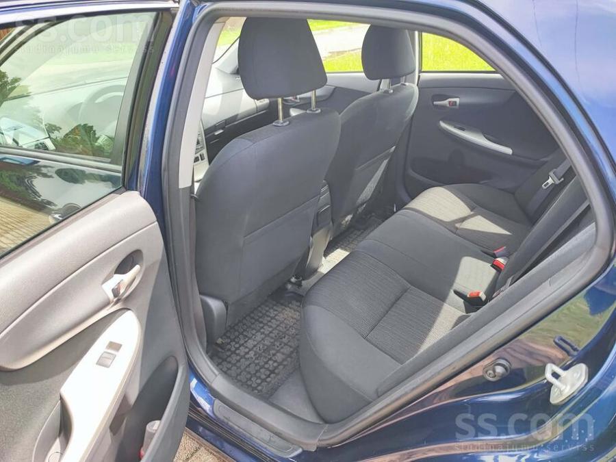 Zils Toyota Corolla 2007 Rīga, ar dzinēja tilpumu 1.60 L un nobraukumu 223 tūkst. km par 2850 €, foto 12 vietnē AUTOMOTO.COM.LV