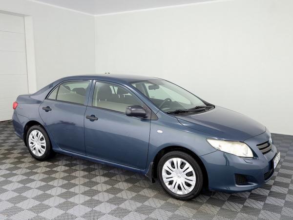 Blue Toyota Corolla 2007 in Tallinn, with an engine capacity of 1.60 L and mileage of 339 thousand km for 1599 €, photo 10 on AUTOMOTO.COM.LV