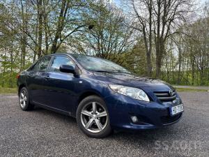 Zils Toyota Corolla 2008 Cēsis, ar dzinēja tilpumu 1.60 L un nobraukumu 276 tūkst. km par 2300 €, foto 13 vietnē AUTOMOTO.COM.LV