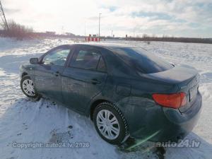 Zils Toyota Corolla 2008 Tallina, ar dzinēja tilpumu 1.60 L un nobraukumu 182 tūkst. km par 4999 €, foto 2 vietnē AUTOMOTO.COM.LV