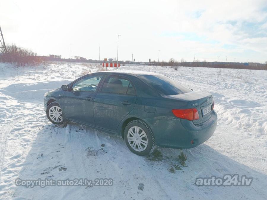 Zils Toyota Corolla 2008 Tallina, ar dzinēja tilpumu 1.60 L un nobraukumu 182 tūkst. km par 4999 €, foto 8 vietnē AUTOMOTO.COM.LV