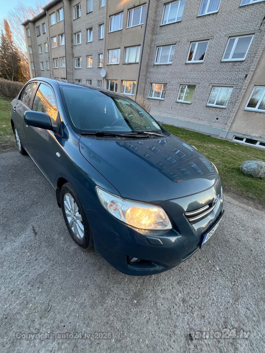 Blue Toyota Corolla 2008 in Rakvere, with an engine capacity of 1.60 L and mileage of 283 thousand km for 4000 €, photo 3 on AUTOMOTO.COM.LV