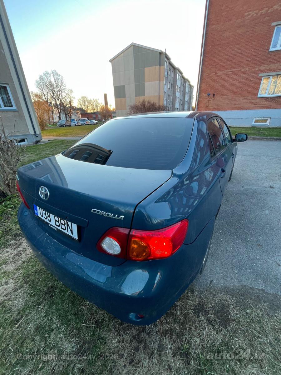 Blue Toyota Corolla 2008 in Rakvere, with an engine capacity of 1.60 L and mileage of 283 thousand km for 4000 €, photo 5 on AUTOMOTO.COM.LV