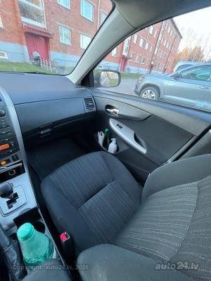 Blue Toyota Corolla 2008 in Rakvere, with an engine capacity of 1.60 L and mileage of 283 thousand km for 4000 €, photo 10 on AUTOMOTO.COM.LV