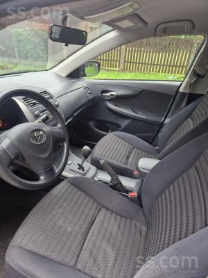 Zils Toyota Corolla 2008 Rīga, ar dzinēja tilpumu 1.60 L un nobraukumu 291 tūkst. km par 2500 €, foto 10 vietnē AUTOMOTO.COM.LV