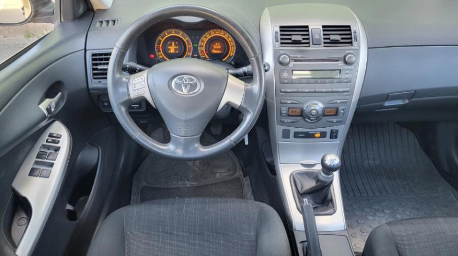 Zils Toyota Corolla 2008 Rīga, ar dzinēja tilpumu 1.60 L un nobraukumu 230 tūkst. km par 2690 €, foto 7 vietnē AUTOMOTO.COM.LV