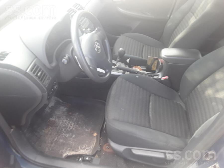 Zils Toyota Corolla 2008 Rīga, ar dzinēja tilpumu 1.60 L un nobraukumu 270 tūkst. km par 2950 €, foto 4 vietnē AUTOMOTO.COM.LV