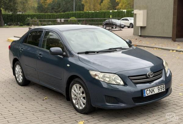 Blue Toyota Corolla 2008 in Vilnius, with an engine capacity of 1.40 L and mileage of 268 thousand km for 2850 €, photo 7 on AUTOMOTO.COM.LV