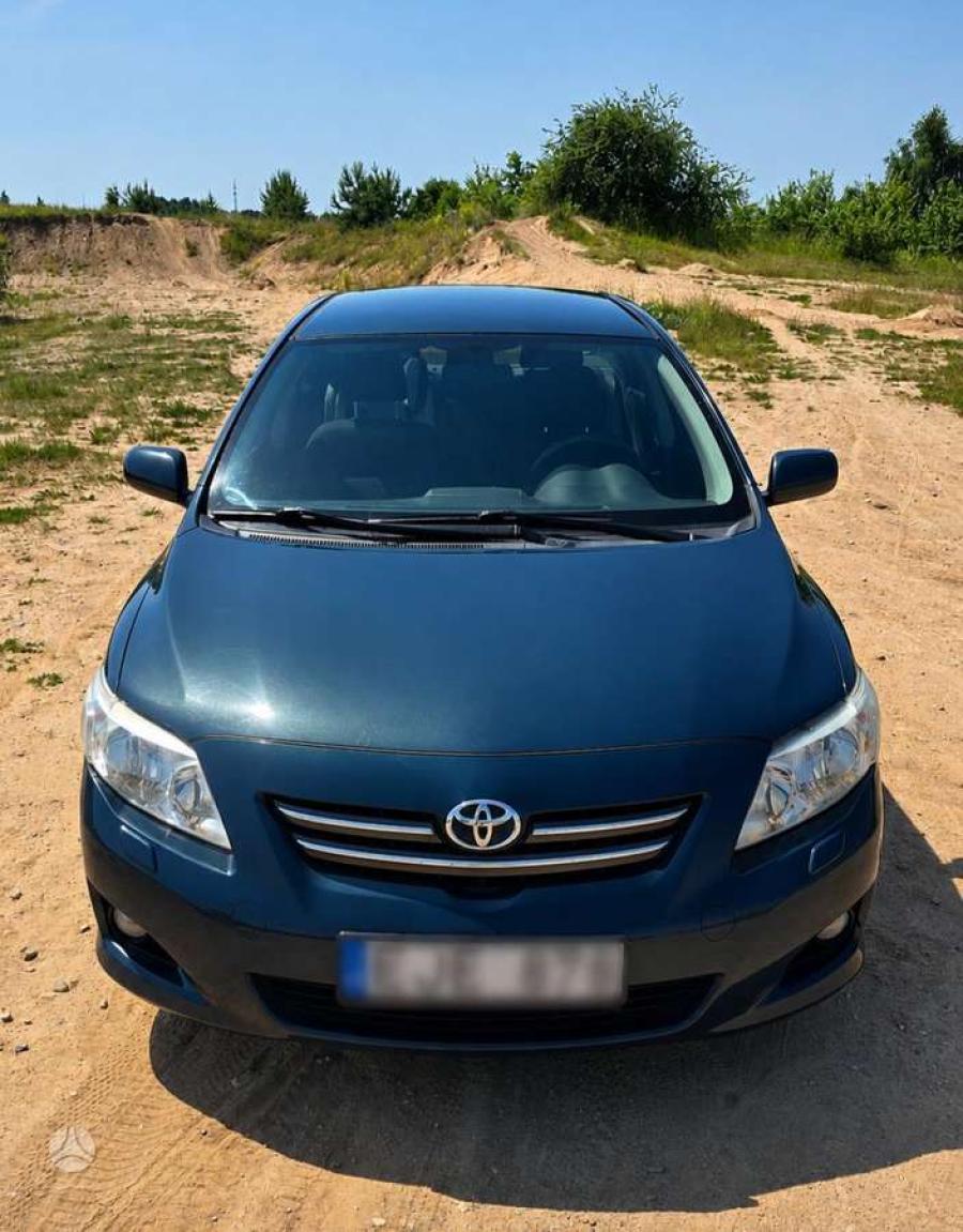 Blue Toyota Corolla 2009 in Vilnius, with an engine capacity of 1.60 L and mileage of 123 thousand km for 4500 €, photo 3 on AUTOMOTO.COM.LV
