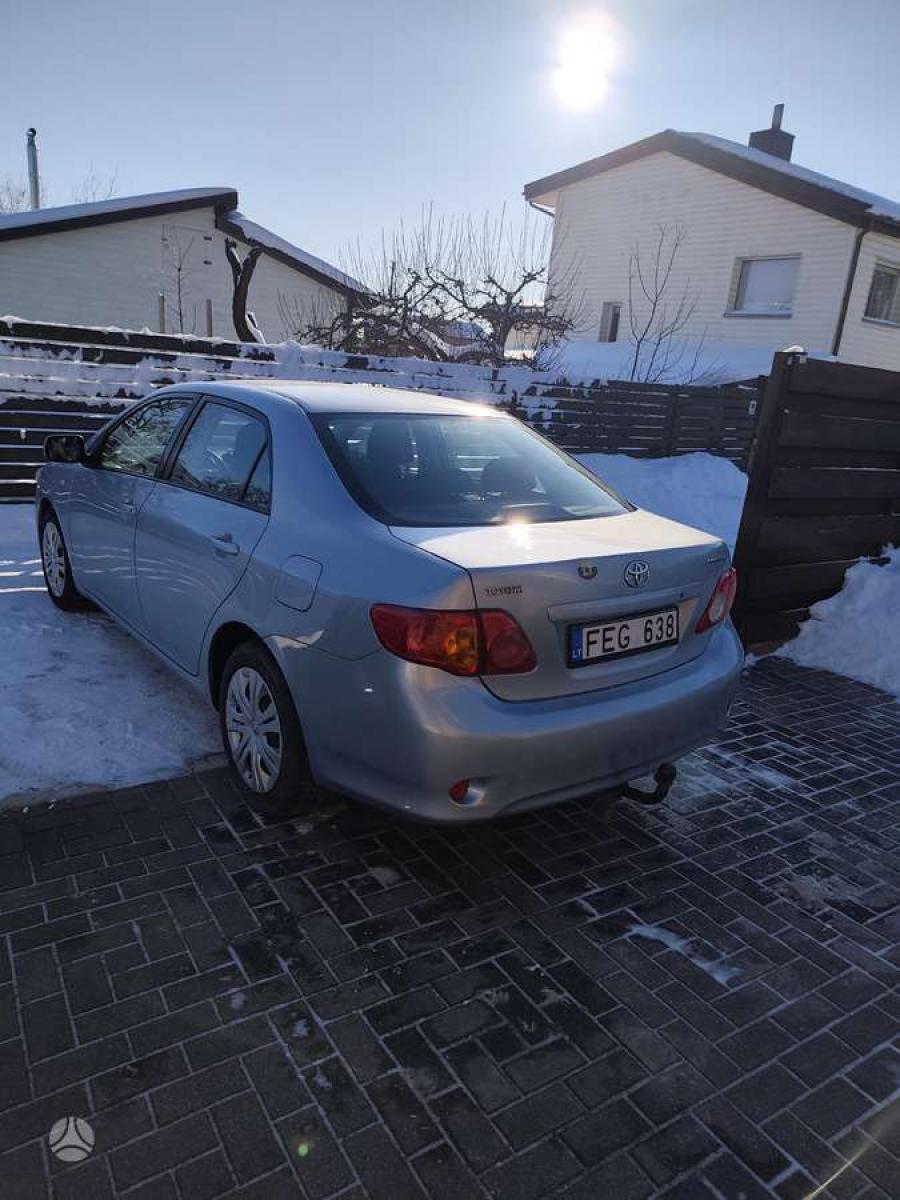 Blue Toyota Corolla 2010 in Klaipeda, with an engine capacity of 1.36 L and mileage of 191 thousand km for 3200 €, photo 9 on AUTOMOTO.COM.LV