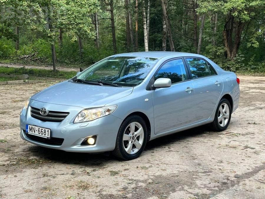 Синий Тойота Королла 2010 в Рига, объемом двигателя 1.60 л и пробегом 0 тыс. км за 3599 €, фото 1 на AUTOMOTO.COM.LV
