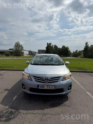 Zils Toyota Corolla 2011 Rīga, ar dzinēja tilpumu 1.60 L un nobraukumu 213 tūkst. km par 3400 €, foto 6 vietnē AUTOMOTO.COM.LV