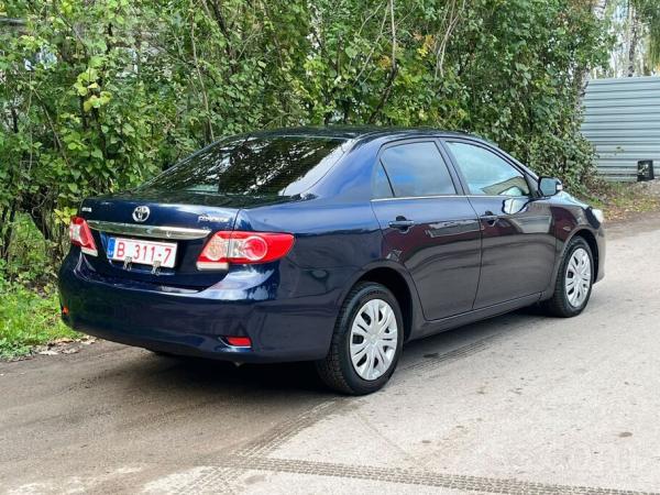 Blue Toyota Corolla 2011 in Riga, with an engine capacity of 1.40 L and mileage of 0 thousand km for 4399 €, photo 6 on AUTOMOTO.COM.LV