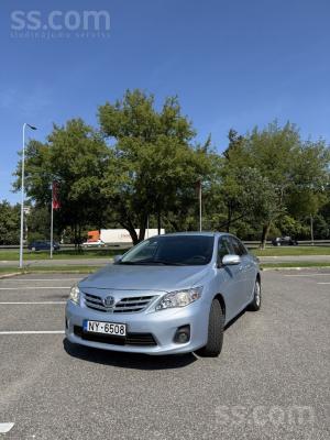 Zils Toyota Corolla 2012 Rīga, ar dzinēja tilpumu 1.40 L un nobraukumu 394 tūkst. km par 4700 €, foto 4 vietnē AUTOMOTO.COM.LV