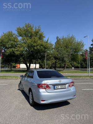 Zils Toyota Corolla 2012 Rīga, ar dzinēja tilpumu 1.40 L un nobraukumu 394 tūkst. km par 4700 €, foto 6 vietnē AUTOMOTO.COM.LV