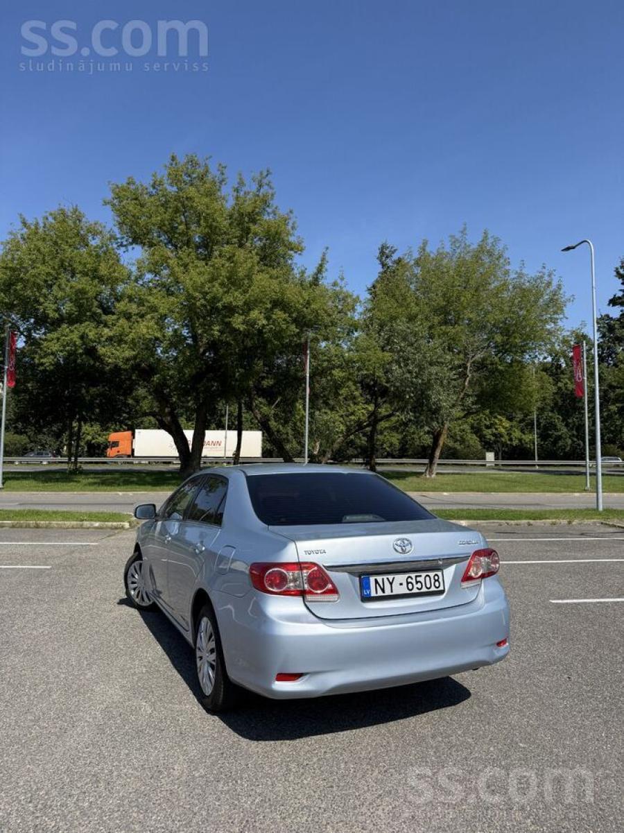 Zils Toyota Corolla 2012 Rīga, ar dzinēja tilpumu 1.40 L un nobraukumu 394 tūkst. km par 4700 €, foto 6 vietnē AUTOMOTO.COM.LV