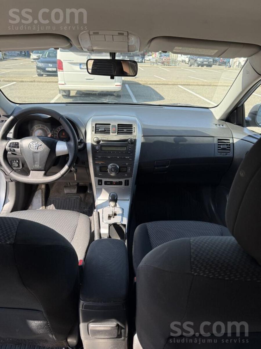 Zils Toyota Corolla 2012 Rīga, ar dzinēja tilpumu 1.40 L un nobraukumu 394 tūkst. km par 4700 €, foto 12 vietnē AUTOMOTO.COM.LV
