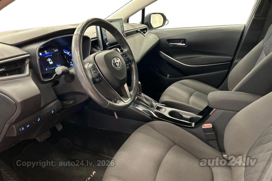 Zils Toyota Corolla 2019 Pērnava, ar dzinēja tilpumu 1.60 L un nobraukumu 84 tūkst. km par 14390 €, foto 11 vietnē AUTOMOTO.COM.LV