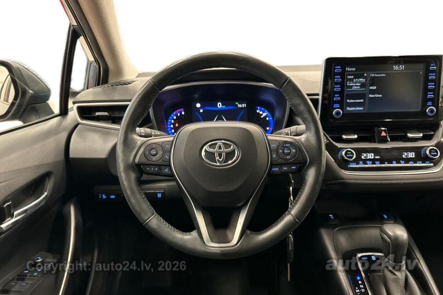 Zils Toyota Corolla 2019 Pērnava, ar dzinēja tilpumu 1.60 L un nobraukumu 84 tūkst. km par 14390 €, foto 12 vietnē AUTOMOTO.COM.LV