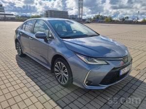 Синий Тойота Королла 2019 в Рига, объемом двигателя 1.80 л и пробегом 120 тыс. км за 17490 €, фото 7 на AUTOMOTO.COM.LV