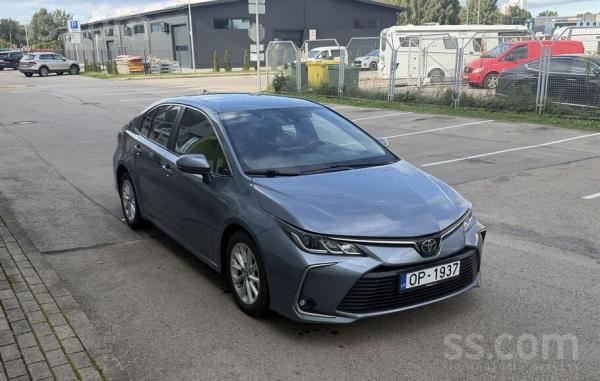 Blue Toyota Corolla 2021 in Riga, with an engine capacity of 1.50 L and mileage of 52 thousand km for 16600 €, photo 5 on AUTOMOTO.COM.LV