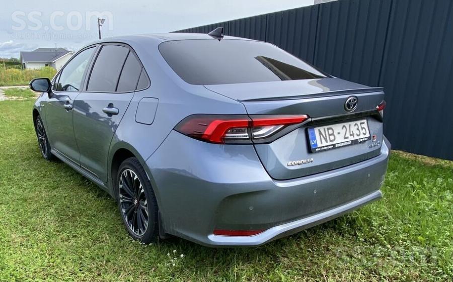Zils Toyota Corolla 2021 Rīga, ar dzinēja tilpumu 1.80 L un nobraukumu 50 tūkst. km par 21700 €, foto 4 vietnē AUTOMOTO.COM.LV